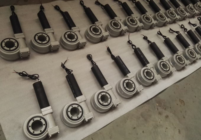 SE1 Slew Drive Gearbox With Small Gear Motor For Automatic Solar ...