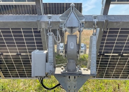 Compact 360˚ Rotation Small Solar Tracker Slew Drive For Horizontal ...